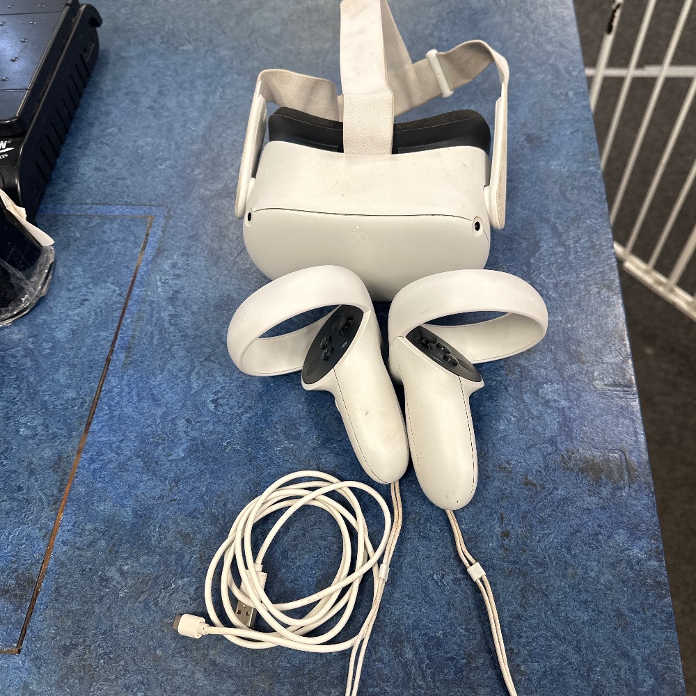 Used Oculus Oculus Meta quest 2 - Own4Less